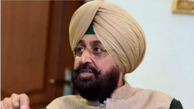 Punjab: Bajwa Says Cong Manifesto To Focus On Farm Distress, Women ...