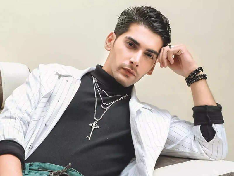 Never wanted a 9 to 5 job, says Akshit Sukhija - Times of India