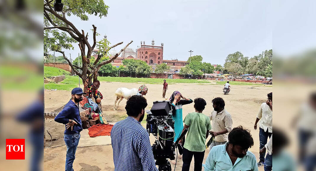 Deadline & budget concerns force filmmakers to shoot guerrilla-style in ...