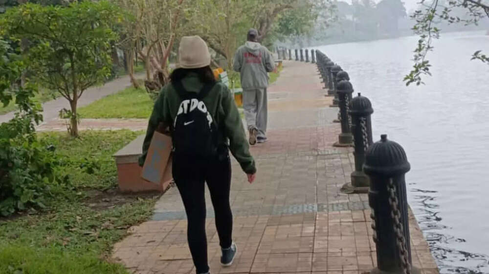 Kolkata lakes, parks reopen: Photos of morning walkers at Rabindra ...