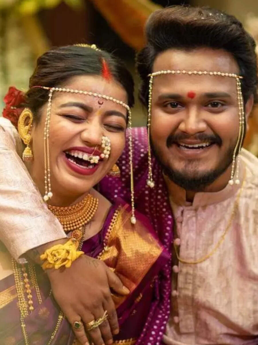 Unseen wedding pictures of Rohit Raut and Juilee Joglekar | Times of India