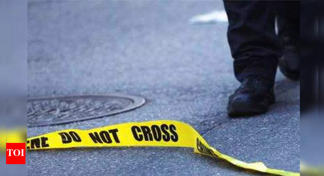 Mumbai: Two injured in Malwani house collapse incident | Mumbai News ...