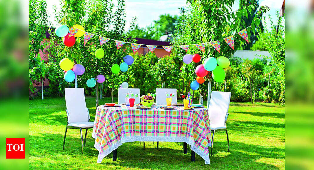 Breakfast, brunch and lunch parties replace dinner events as night ...