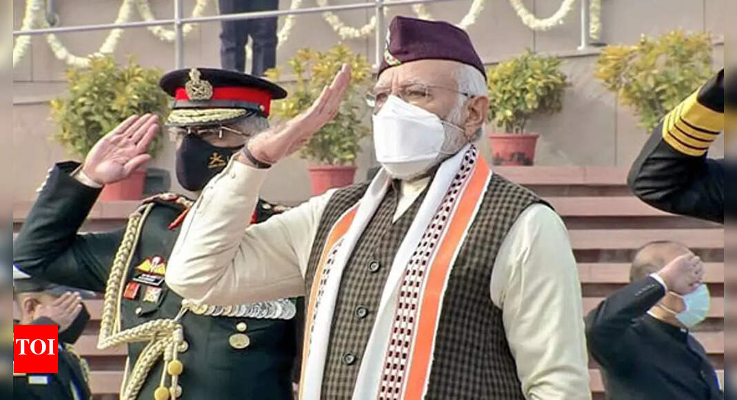 Modi: PM Modi opts for unique Uttarakhand traditional cap, Manipur ...