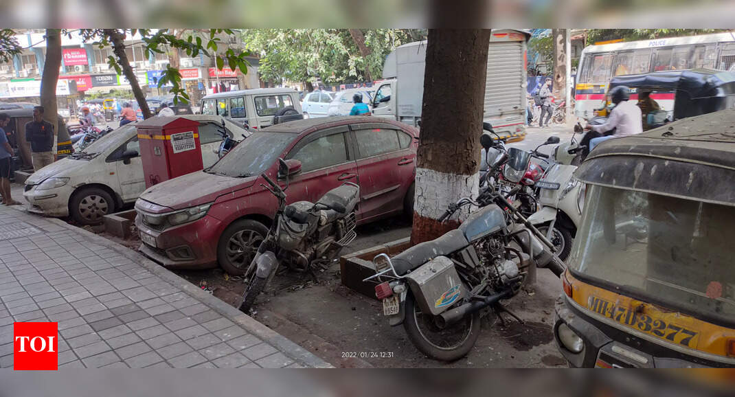 Unclean Roads. Courtesy Authorities ! - Times of India