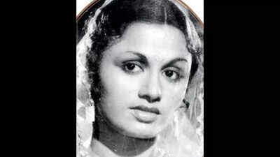 In the age of the hero was born South India’s first dream girl ...