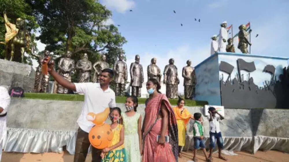 In pics: Tamil Nadu celebrates 73rd Republic Day | The Times of India