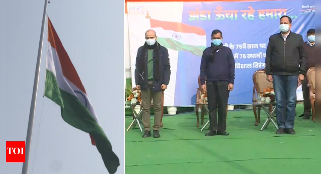 Delhi: CM Arvind Kejriwal unfurls 115-feet-high national flags at 75 ...