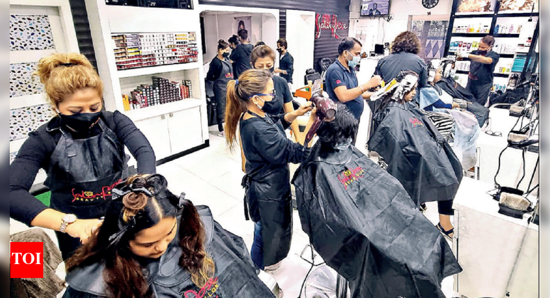 Wedding Season Push To Footfall Revival At Parlours | Kolkata News ...