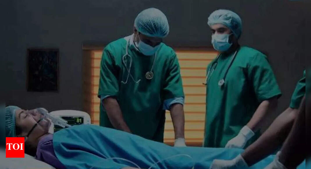 Karthika Deepam preview: Dr. Karthik aka Doctor Babu is back - The ...