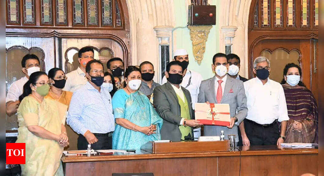 BMC Budget 2022 Live Updates: BMC unveils Rs 45,949 crore budget ...