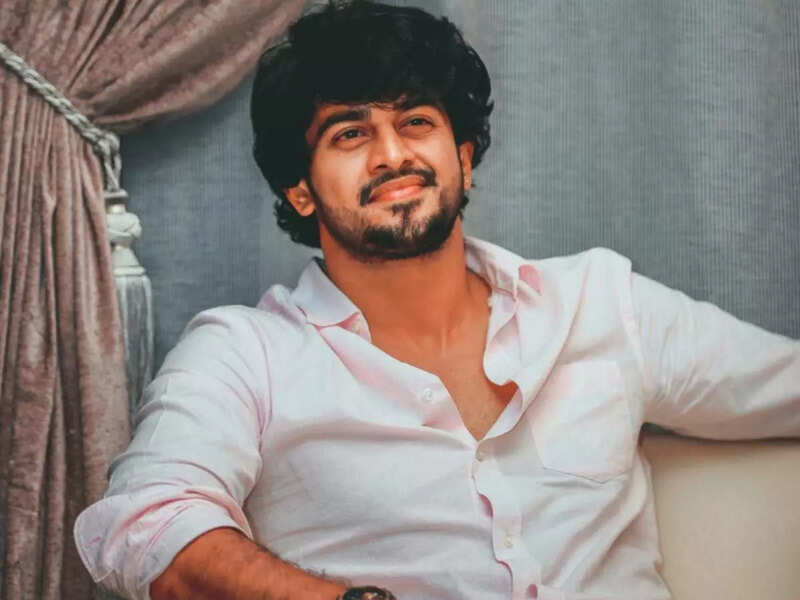 Actor Shri to feature in Gaana Bhajaana soon - Times of India