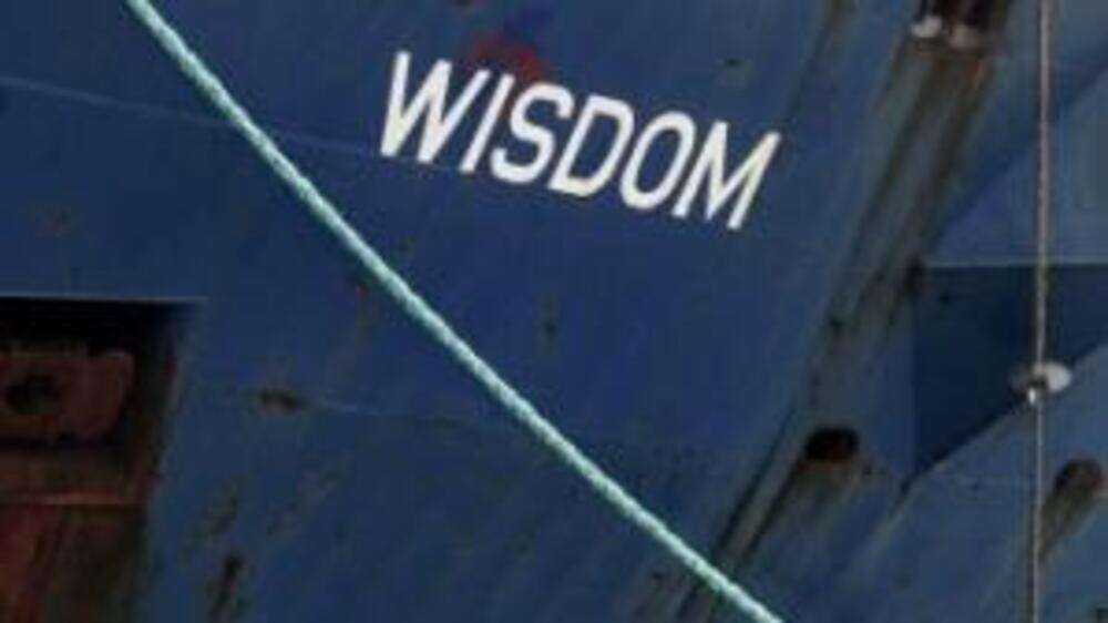 Cargo ship 'Wisdom' attracts crowds | The Times of India