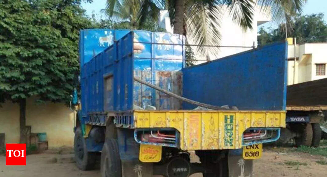 Maharashtra: Truck registrations rise 50% to meet home delivery demand ...
