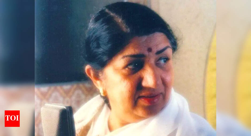 Lata: I-T department dogged Lata for nearly 50 years | India News - The ...