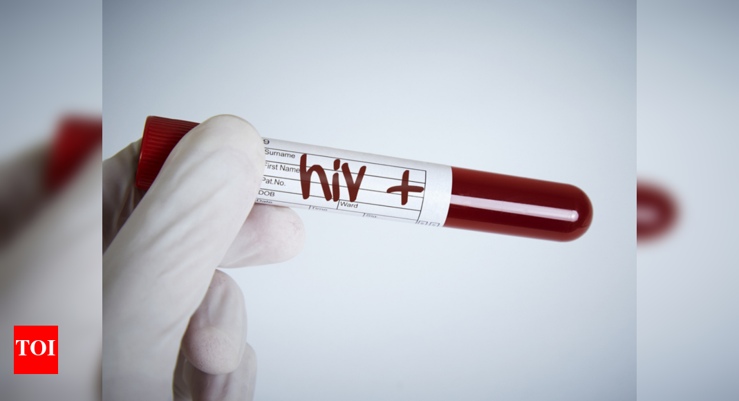 Study finds more transmissible and damaging HIV variant - Times of India