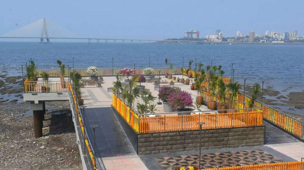 In pics: Picturesque view of Bandra-Worli Sea Link from Dadar Chowpaty ...