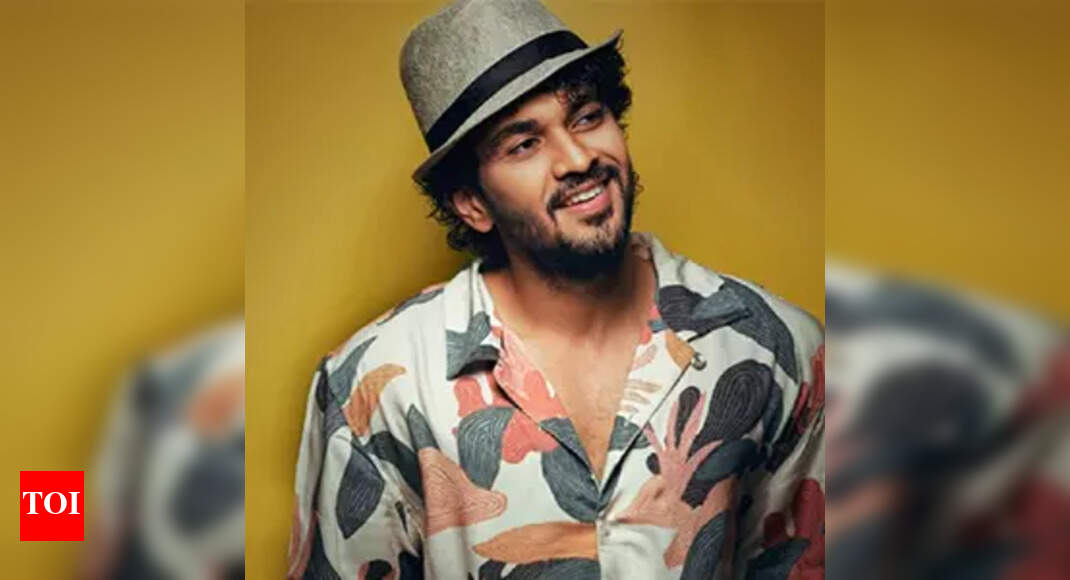 First look poster of Viraat's Addhuri Lover released | Kannada Movie News - Times of India