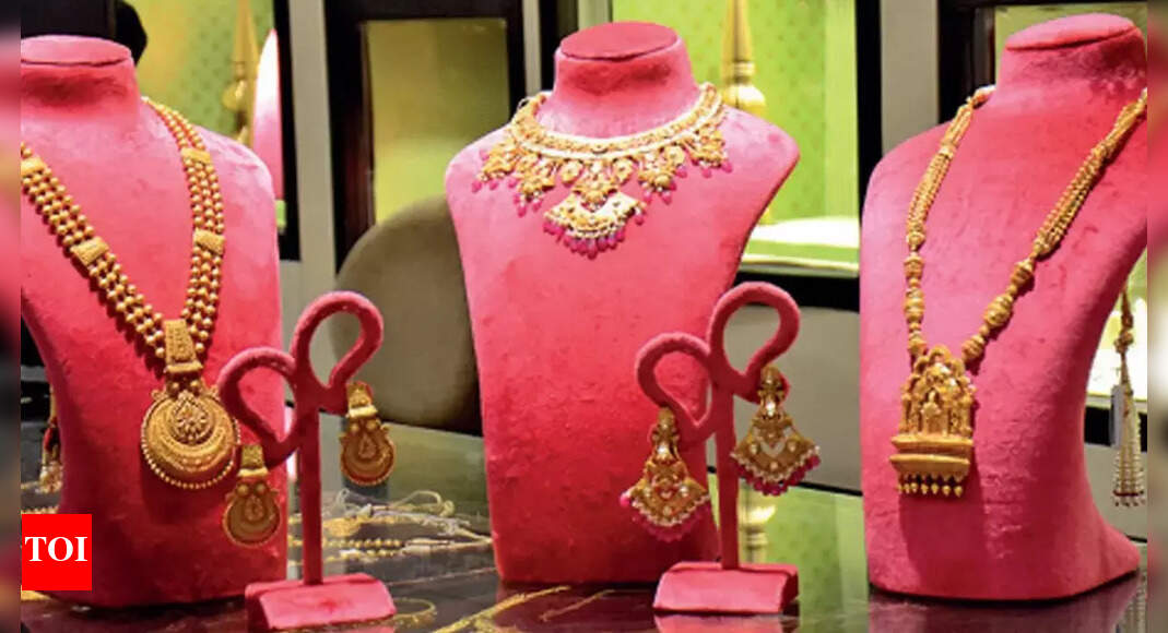 Despite Price Hike, Gold Is Flavour Of Shaadi Season | Ahmedabad News ...