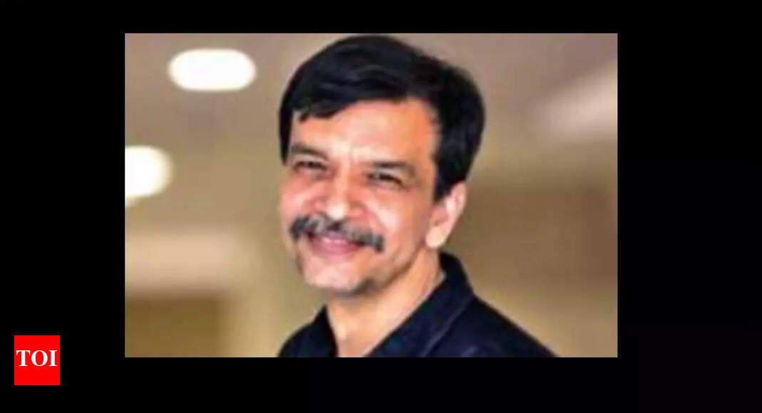 New IIT-Delhi director to begin journey with stakeholder talks | Delhi ...