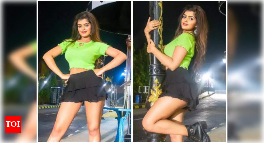 Prachi Singh shares a stunning look from the set; see pics | Bhojpuri ...