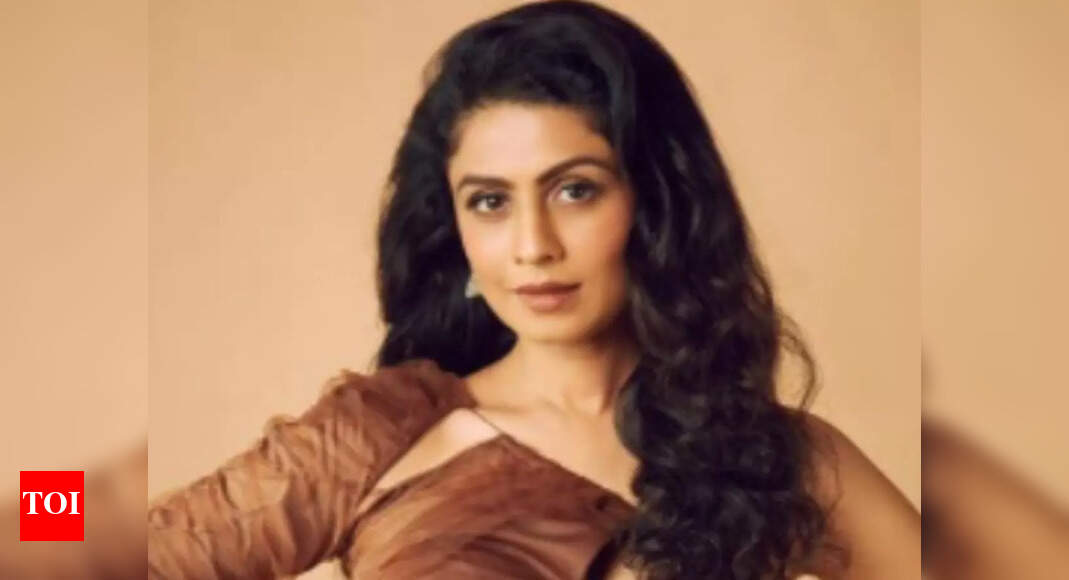 Manasi Parekh excited for her upcoming film with Paresh Rawal ...