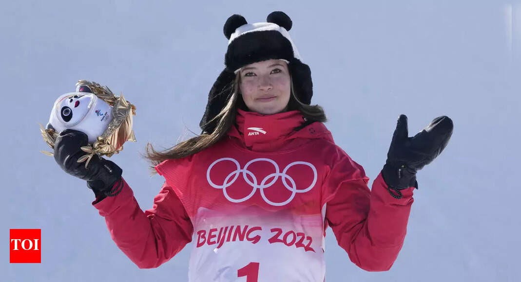 Beijing Olympics: China's 'snow princess' Eileen Gu triumphs in ...