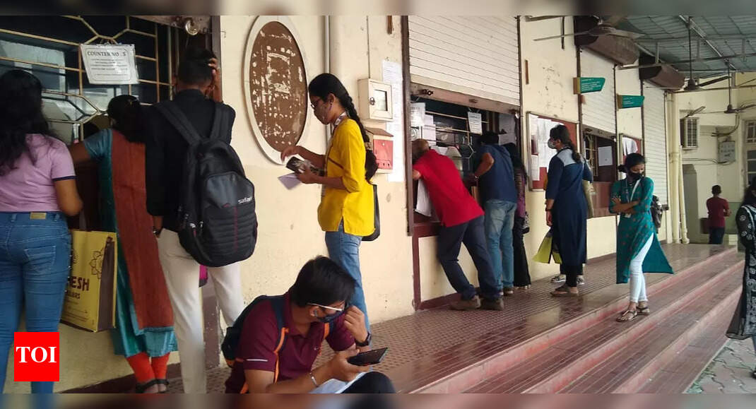 Colleges across Telangana to reopen campus for offline classes ...