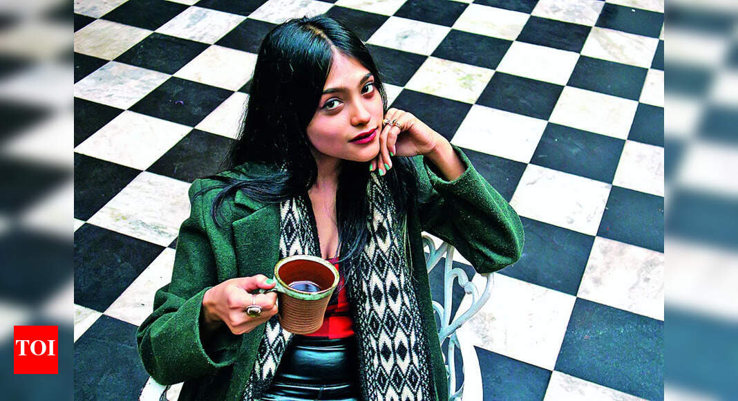 Anusha plans to enjoy her birthday at work | Bengali Movie News - Times ...