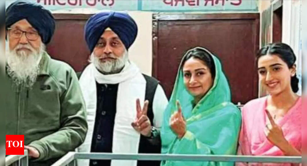 Punjab Elections 2022: Will BJP & SAD ally again? Netas keep options ...