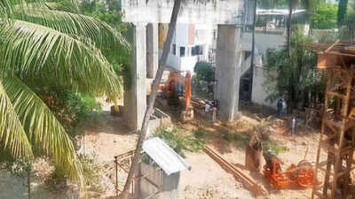 St Thomas Mount: Mrts Last Mile Link Enters Tough Phase | Chennai News - Times of India