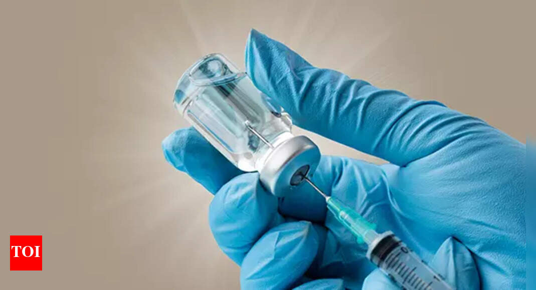 Wanted: A super vaccine that fights all coronavirus variant | India ...