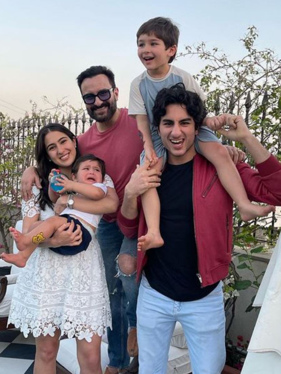 Baby Jeh's cutest photos with Sara and Ibrahim | Zoom TV