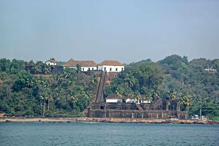 8 spectacular forts in Goa for an offbeat travel experience | Times of ...