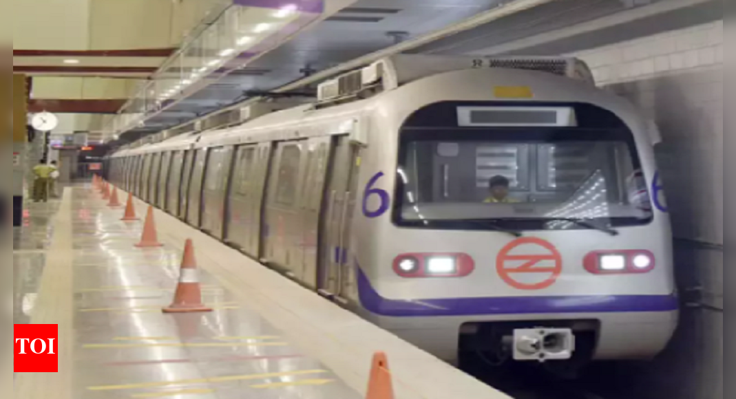 Get prior alert about destination station on phone via new Delhi Metro ...