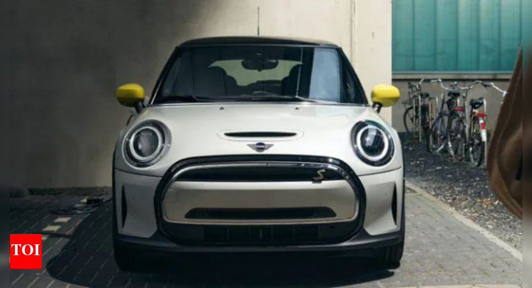 Cooper: Mini Cooper SE Electric launched in India at Rs 47.2 lakh ...