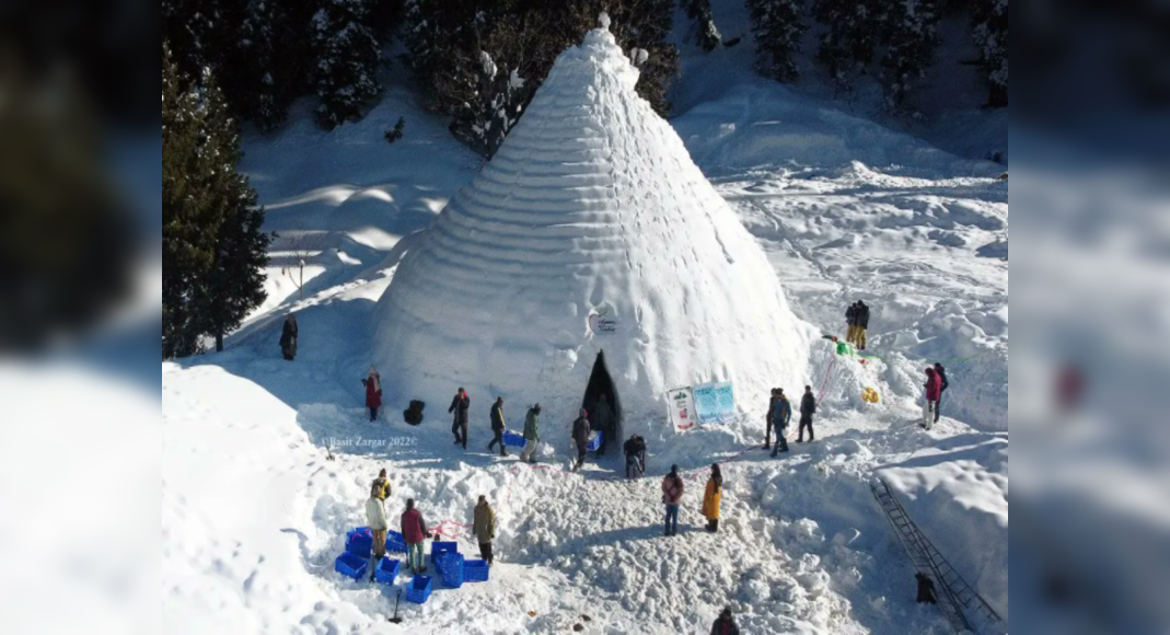 World’s largest igloo cafe is now open in J&K’s Gulmarg | TimesTravel