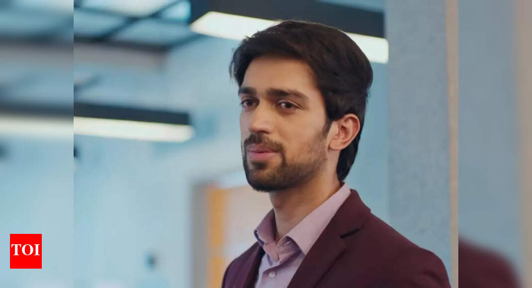 Imlie update, 28 February: Aditya proposes to Imlie - Times of India