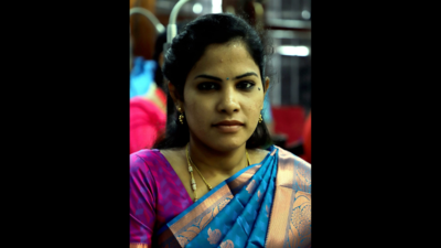 Chennai Mayor 2022: R Priya DMK's Chennai mayor candidate is 28-year ...