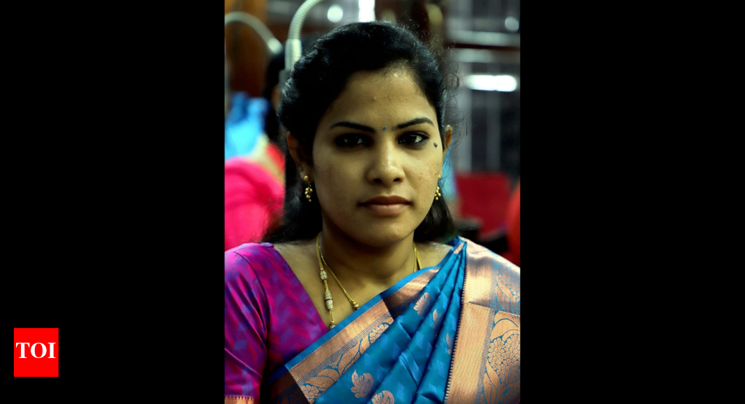 Chennai Mayor 2022: R Priya DMK's Chennai mayor candidate is 28-year ...