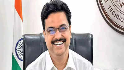 Delhi University@100 to expand infrastructure, push reforms | Delhi ...