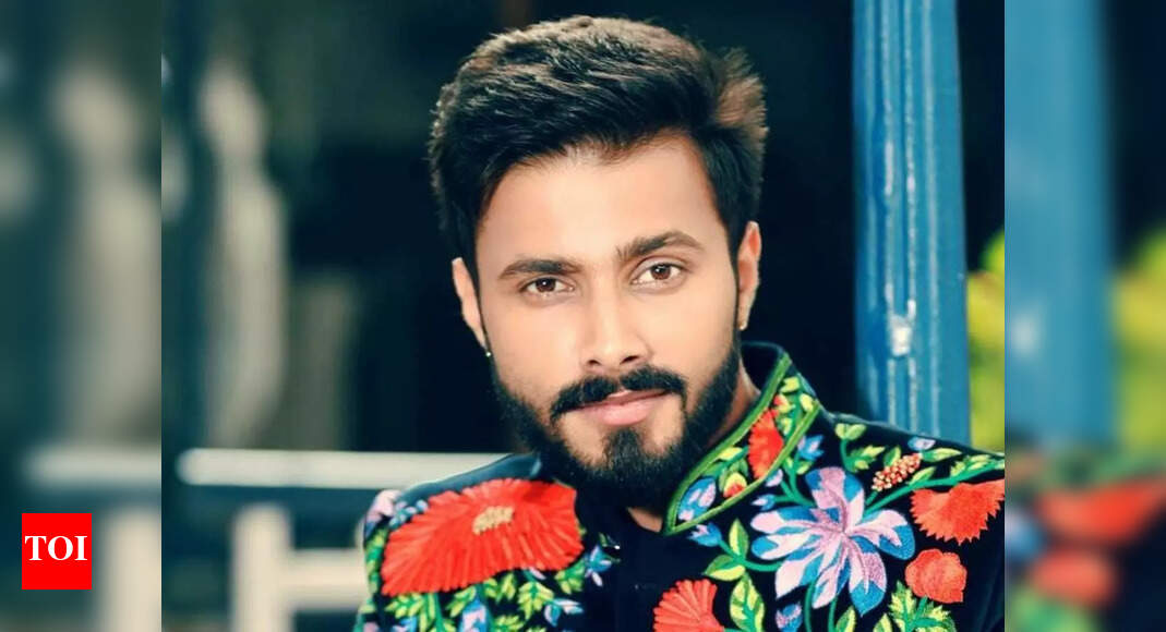 Exclusive: Team Lakshana shoots in Goa for the upcoming wedding ...