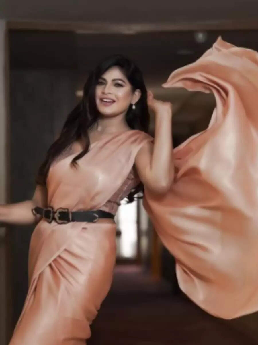 Alluring pictures of Komal Thacker | Times of India