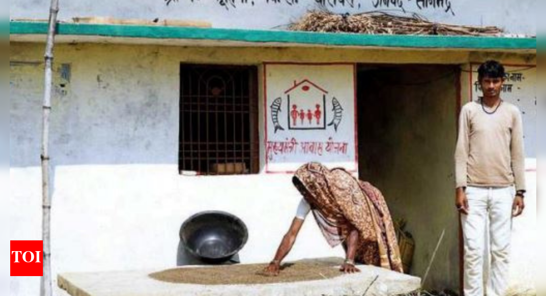 Uttar Pradesh: 2019 massacre nightmare still spooks 'transformed' Umbha ...