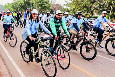 Women’s Group Promotes Cycling | Chandigarh News - Times of India