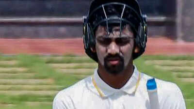 Ranji Trophy: Indrajith, Shahrukh bright spots for Tamil Nadu in poor ...
