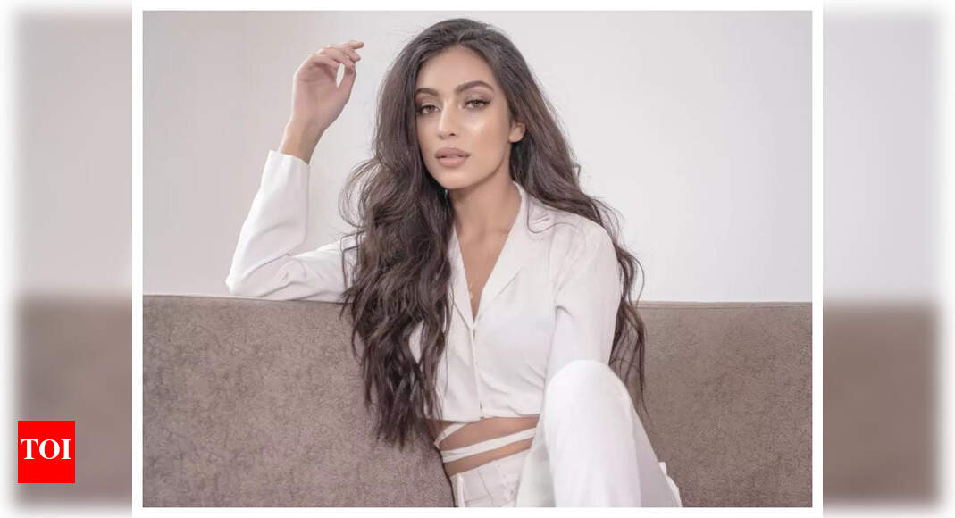 Sahher Bambba: Madhuri Dixit's expressions are so beautiful, I can watch her dance videos on ...