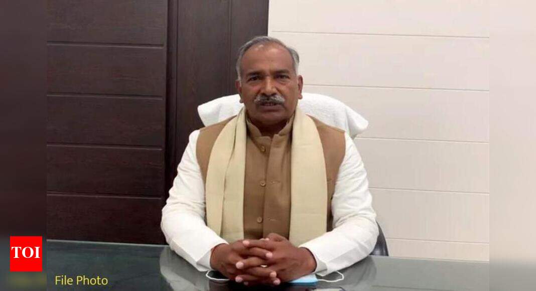 Arvind Pandey breaks the jinx of 'edu min never winning polls in U ...