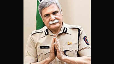 Deshmukh: Cbi Grills Cp Pandey In Deshmukh Case | Mumbai News - Times ...