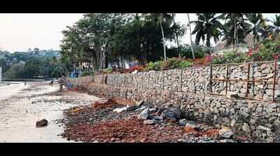 Curca p’yat issues stop work order to hotel over Bambolim beach wall ...
